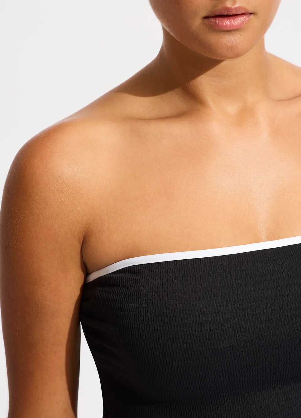 Seafolly DD Bandeau One Piece – Mentha's Surf & Street Supply